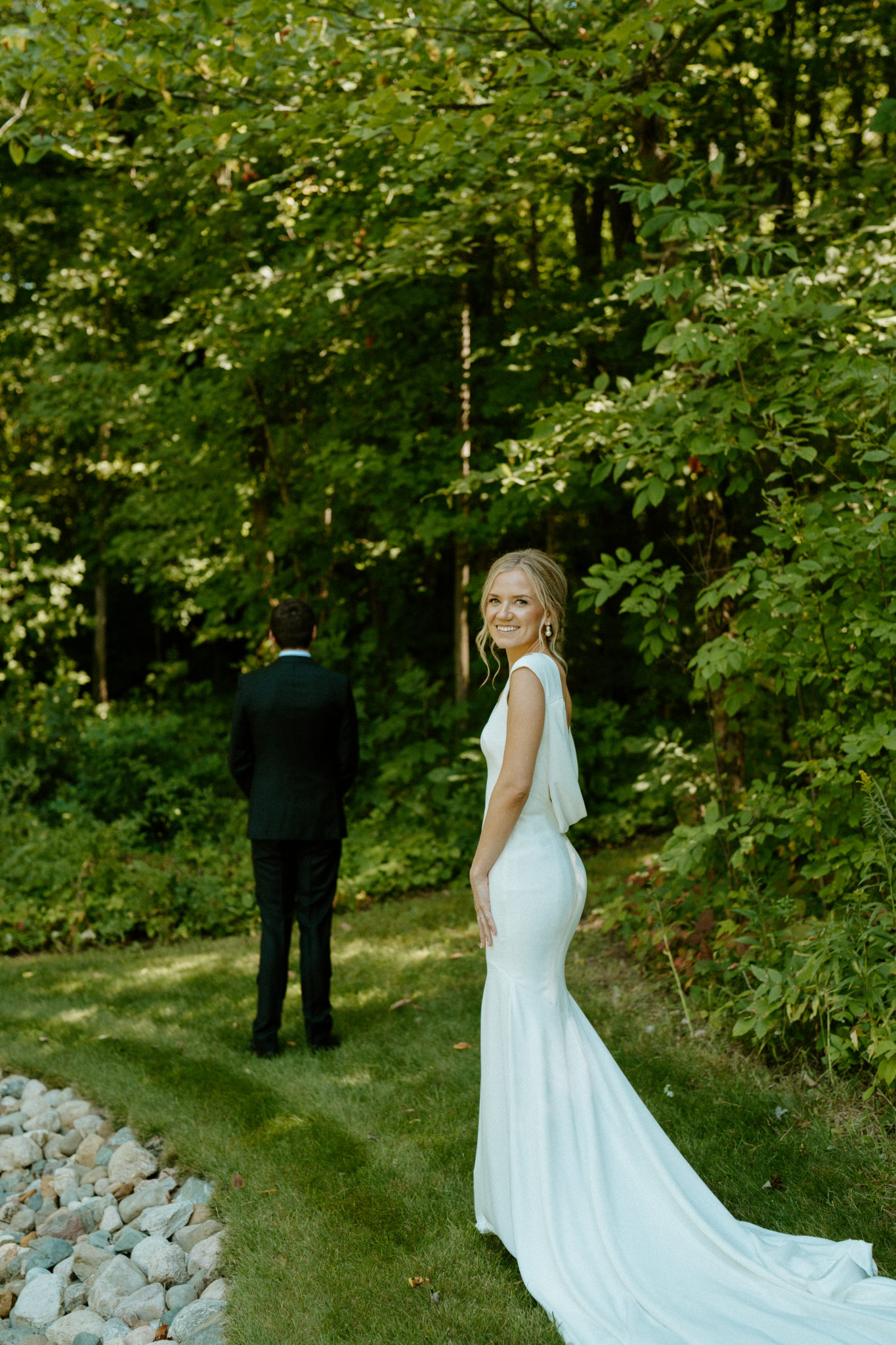 Michigan Wedding | Darcee + Alex - boyfromthemitten.com