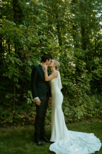 Michigan Wedding | Darcee + Alex - boyfromthemitten.com